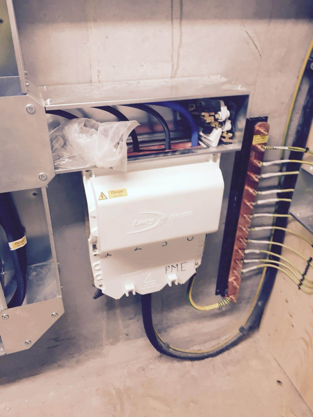 Fitting Ryefield Distribution Board London - South London Electricians